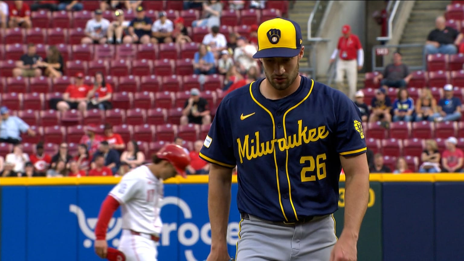 Aaron Ashby strikes out Jeimer Candelario | 04/08/2024 | Milwaukee Brewers