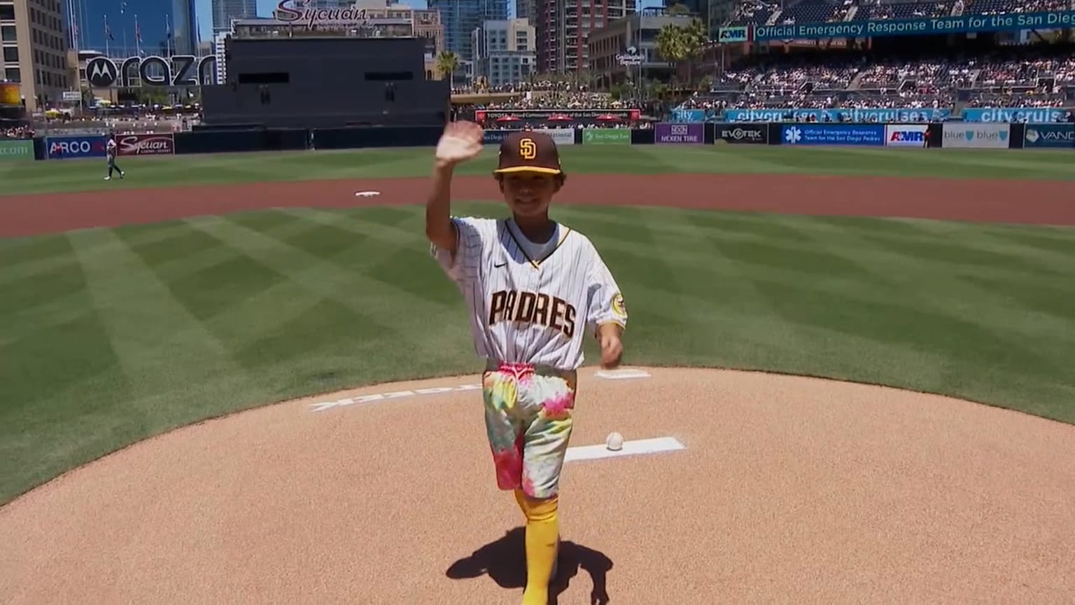 7/30/25 Game Ball Delivery | 07/31/2025 | San Diego Padres