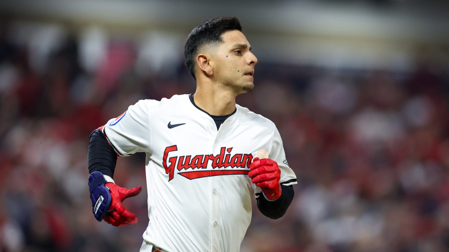 Blue Jays acquire Giménez in trade with Guardians | 12/11/2024 ...