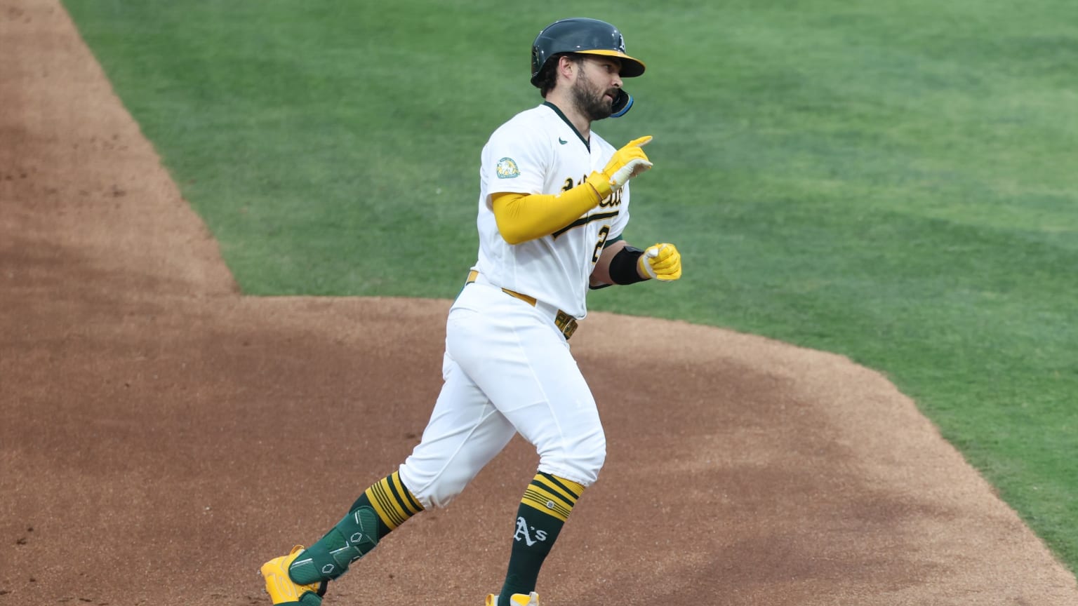 Bangeliers is bashing again! 🤩 | 06/08/2026 | MLB.com
