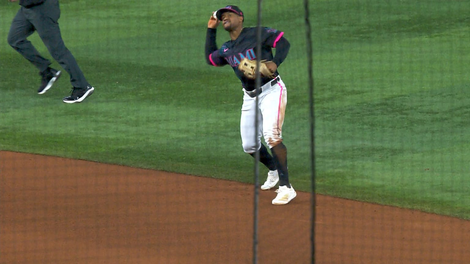 Xavier Edwards' nice backhanded stop | 08/23/2025 | Miami Marlins