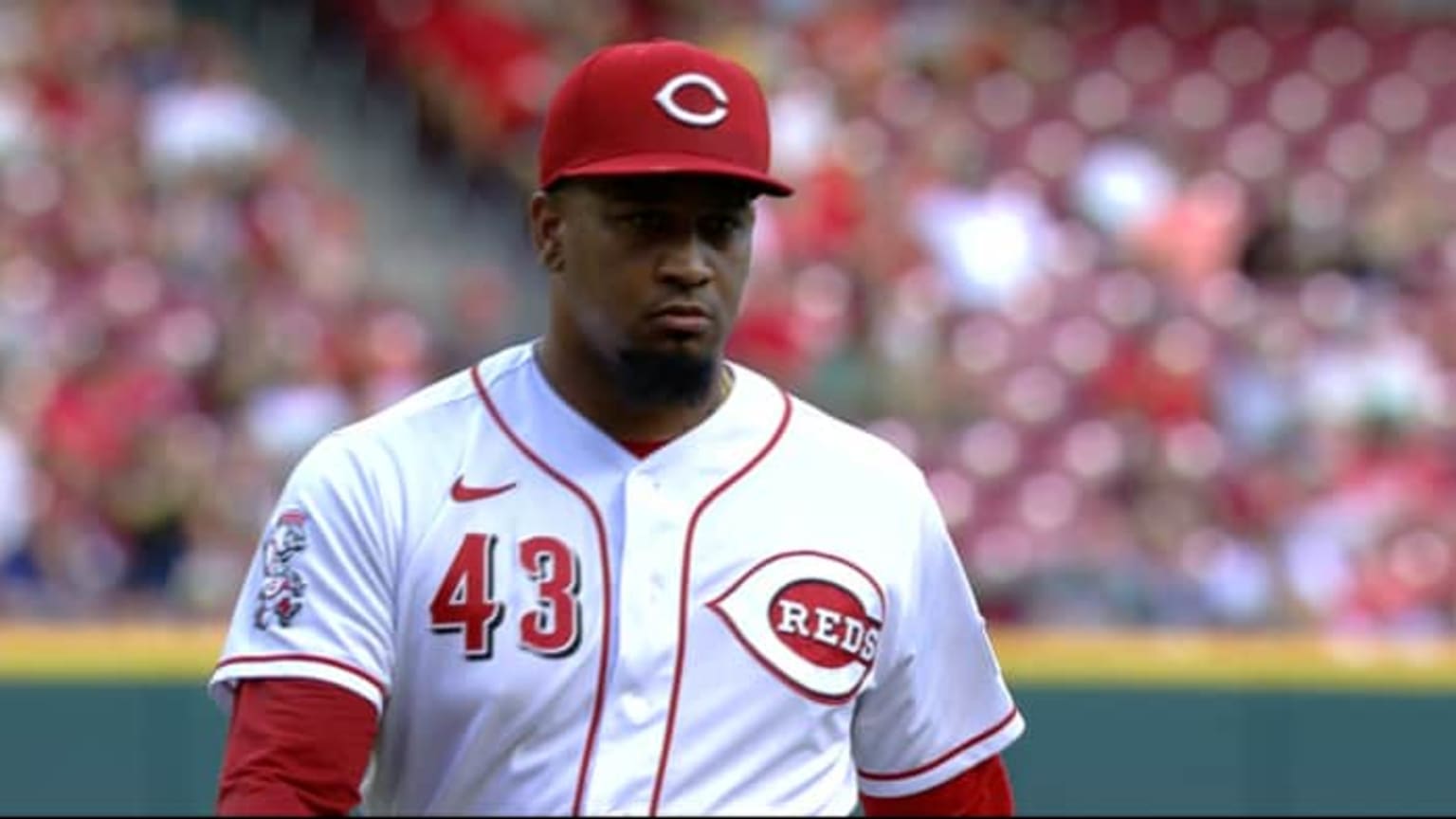 Alexis Díaz gets out of a jam in the 8th | 09/24/2023 | Cincinnati Reds