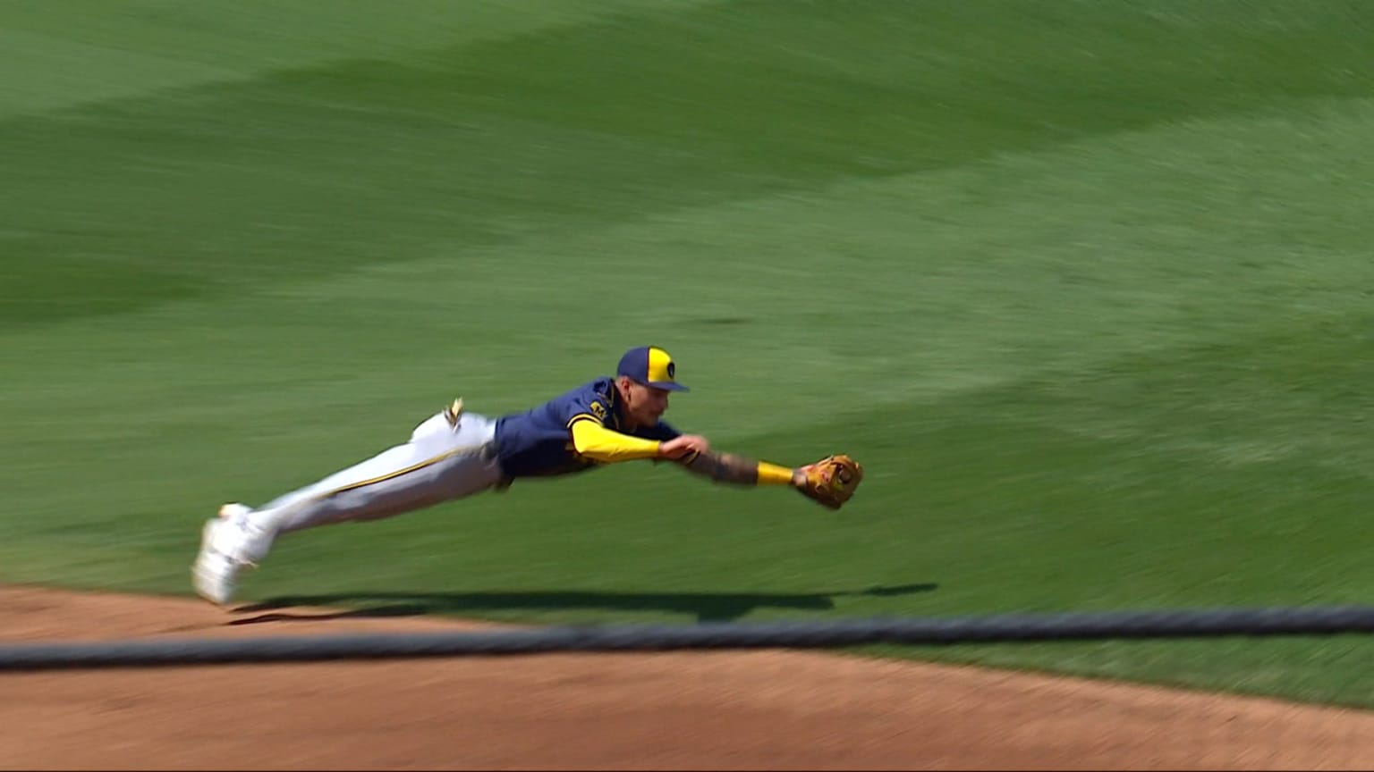 Joey Ortiz's diving play | 06/19/2025 | MLB.com