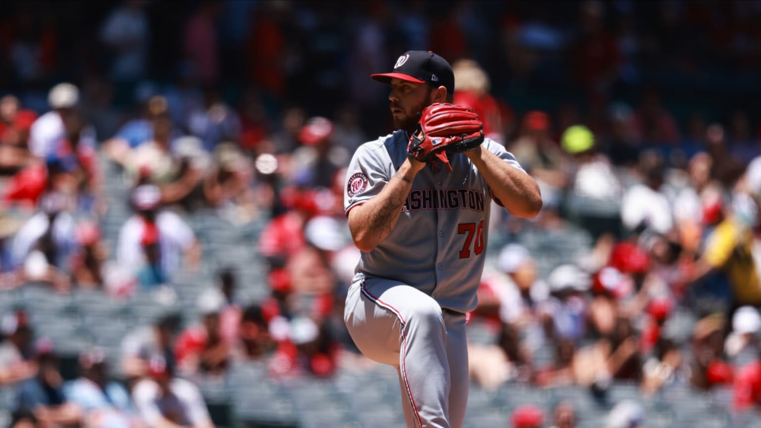 Mitchell Parker fans Travis d'Arnaud | 06/29/2025 | Washington Nationals