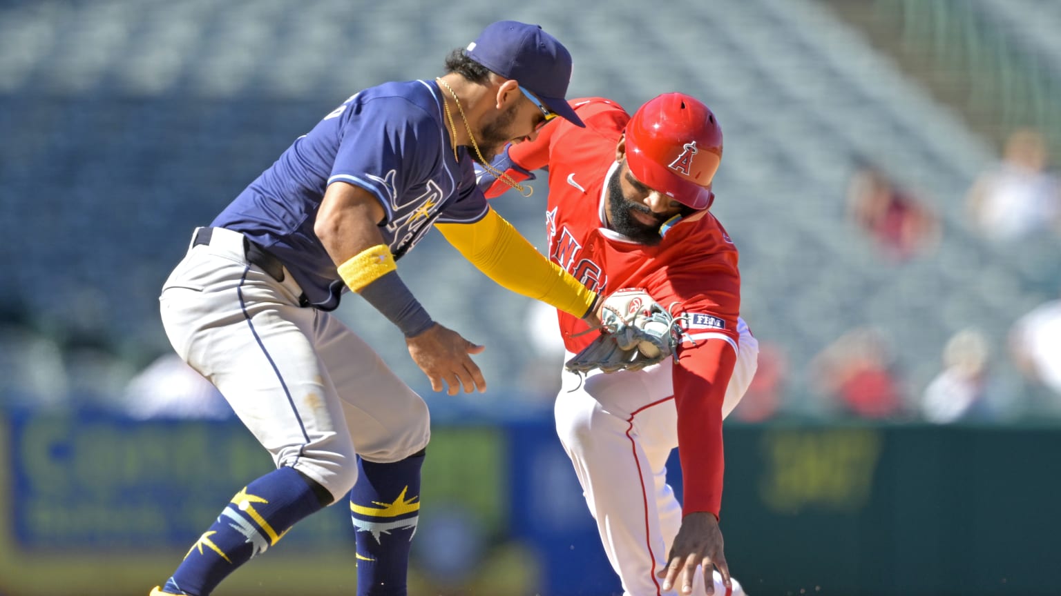 Ben Rortvedt nabs Jo Adell at second | 04/10/2024 | Tampa Bay Rays