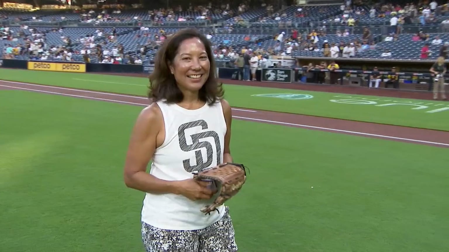 9/6/22: Honorary First Pitch | 09/06/2022 | San Diego Padres