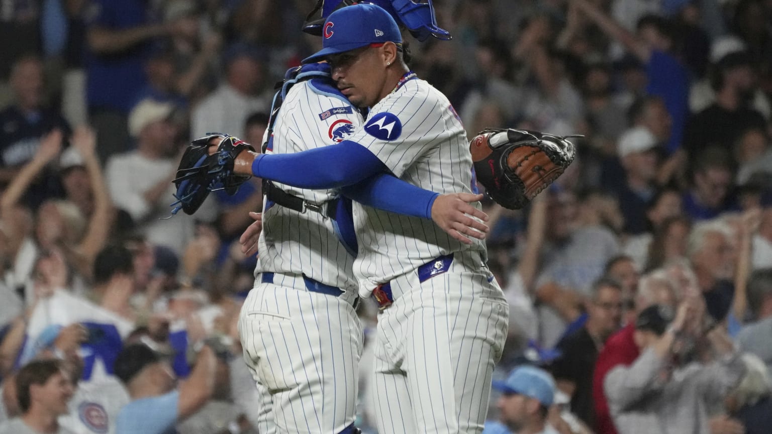 Daniel Palencia escapes a minor jam for the save | 09/02/2025 | Chicago ...