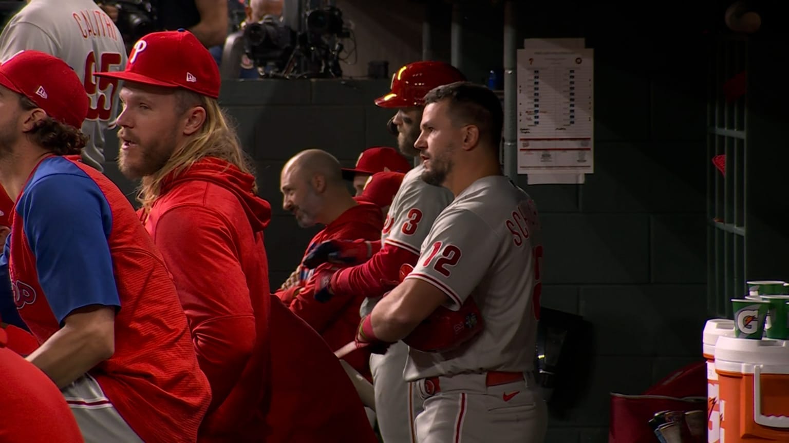 Kyle Schwarber casi pega jonrón dos veces en la 8va | 29/10/2022 | Los Phillies de Filadelfia