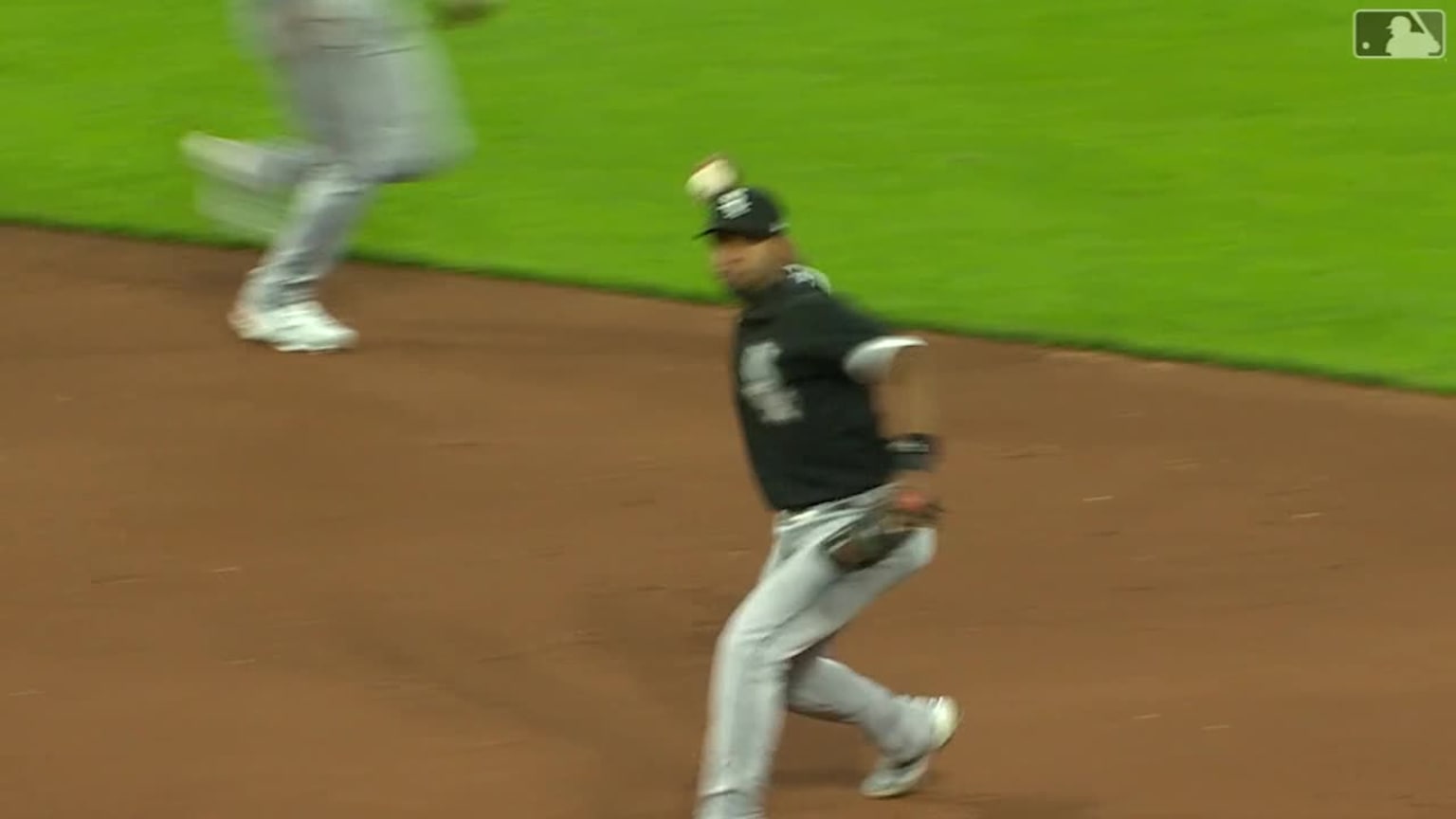 Andrus Makes A Barehanded Grab On Barrero In The 7th 05 06 2023