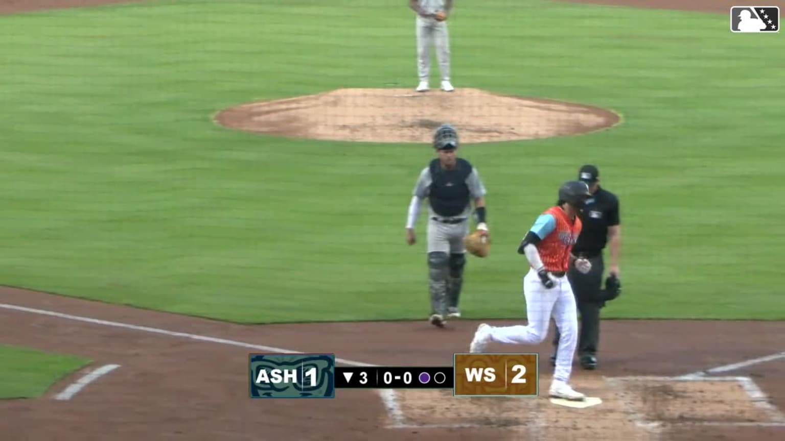 Jacob Gonzalez's 3rd homer of the season | 05/09/2024 | MLB.com