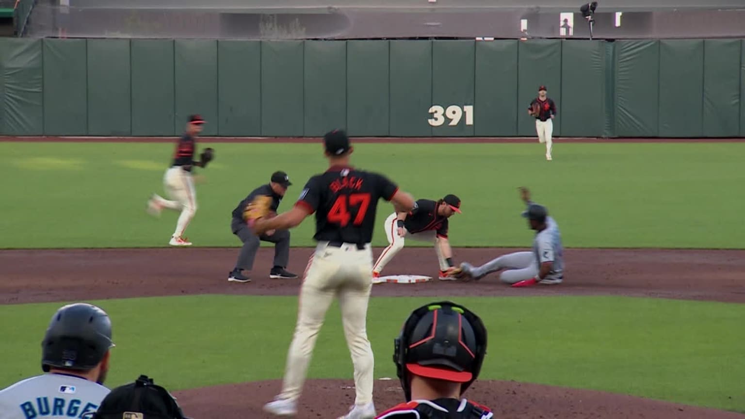 Giants turn strike-'em-out, throw-'em-out double play | 08/31/2024 ...