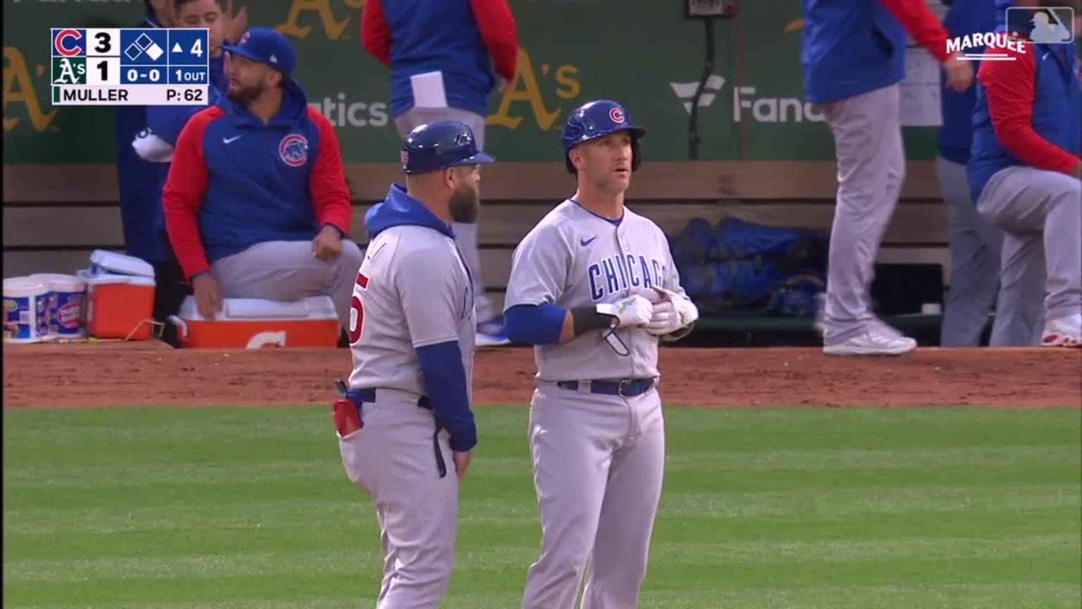 Yan Gomes dribbles an RBI single to right field | 04/17/2023 | Chicago Cubs