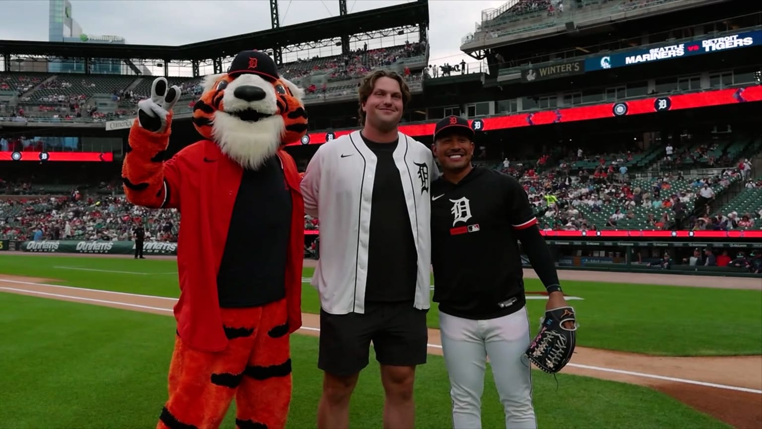 Blake Miller throws out first pitch, joins booth | 06/05/2026 | Detroit ...