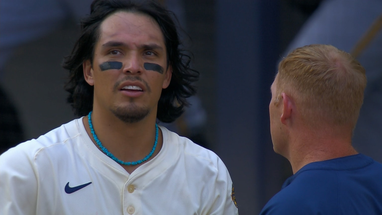 Anthony Seigler leaves the game early | 08/13/2025 | Milwaukee Brewers