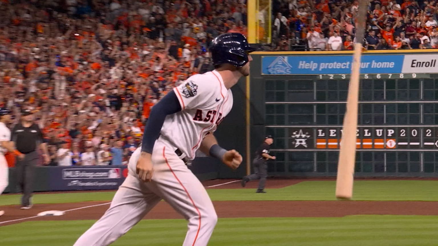 Best Bat Flips from the 2022 season: #10-6 | 12/14/2022 | Seattle Mariners