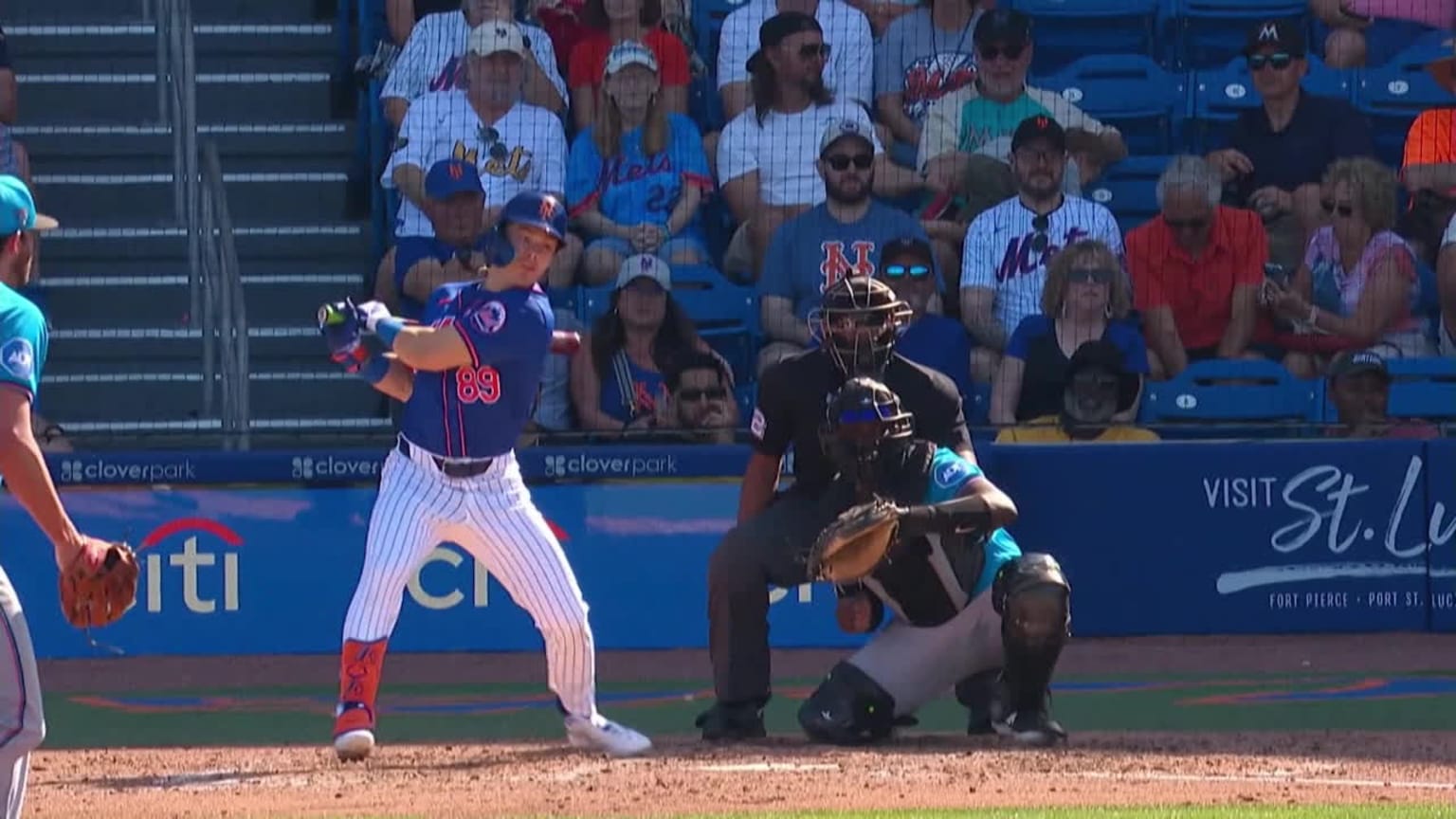 Drew Gilbert slams a two-run single to left field | 02/27/2024 | New ...