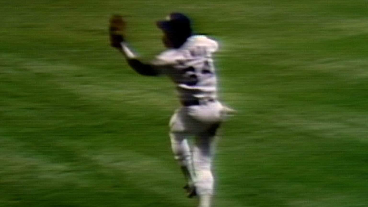 Chet Lemon's great catch stumbling catch ends inning | 10/12/1984 ...