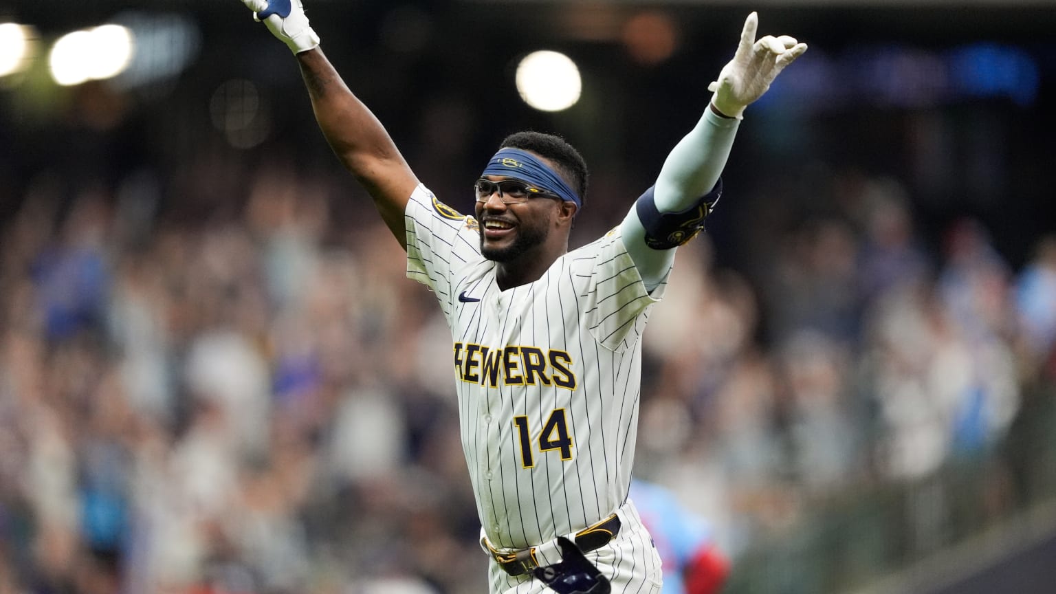 Andruw Monasterio's walk-off single | 09/13/2025 | MLB.com