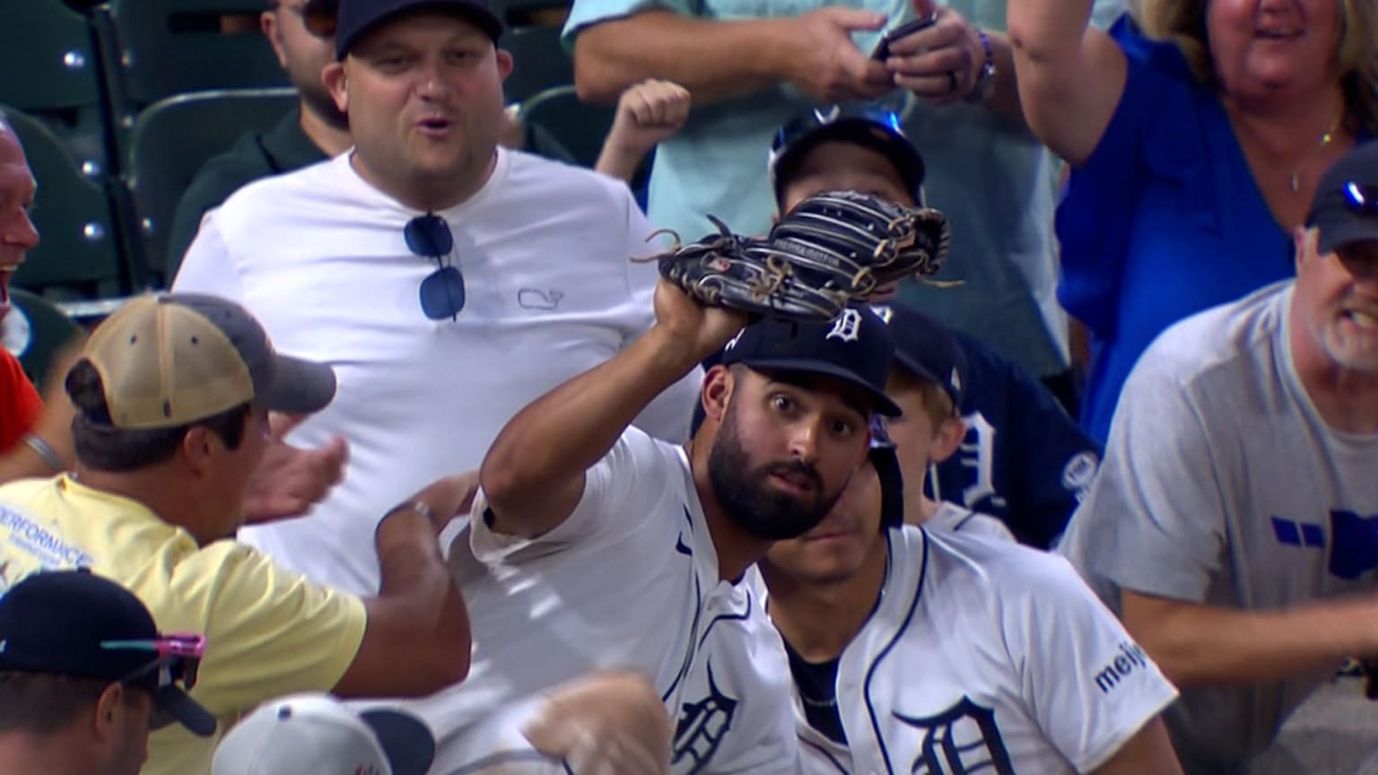 Riley Greene's running catch leads him into stands | 09/11/2024 ...