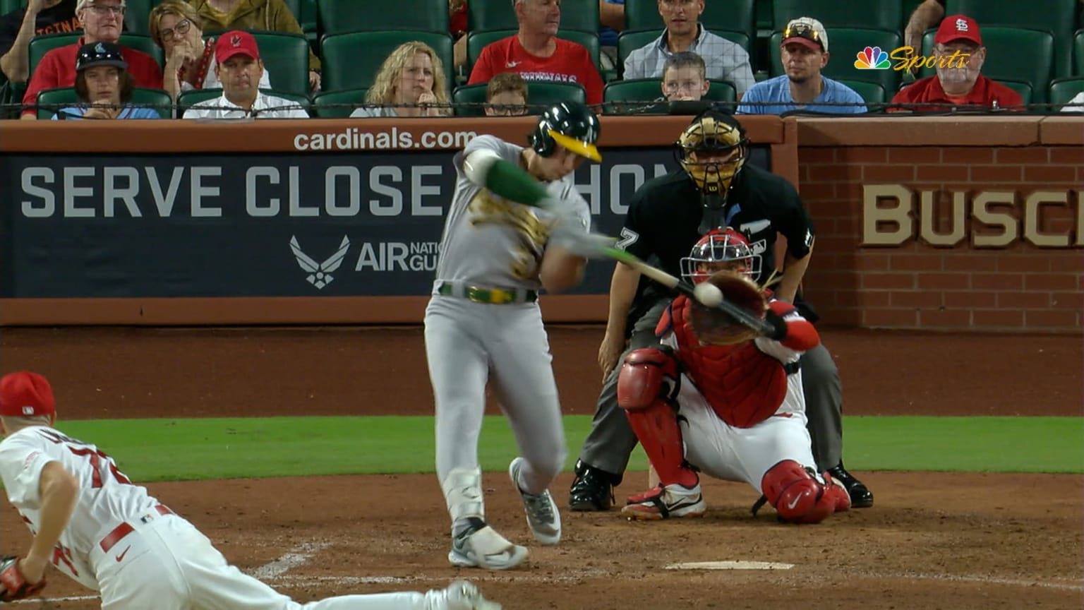 Tyler Soderstrom batea un jonrón solitario al derecho | 16/08/2023 ...