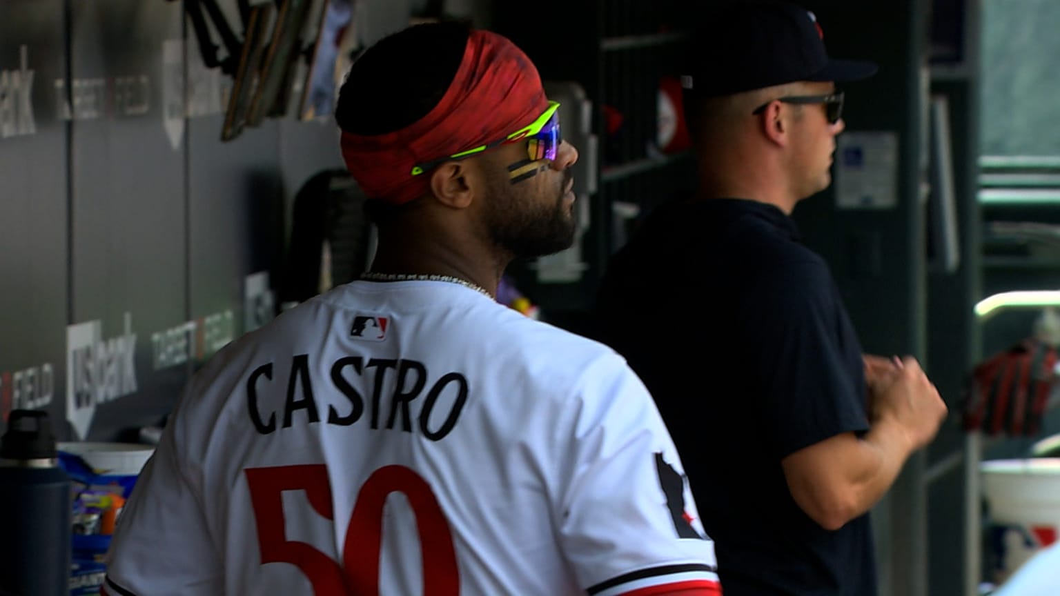 Willi Castro pulled before the 9th inning | 07/30/2025 | MLB.com