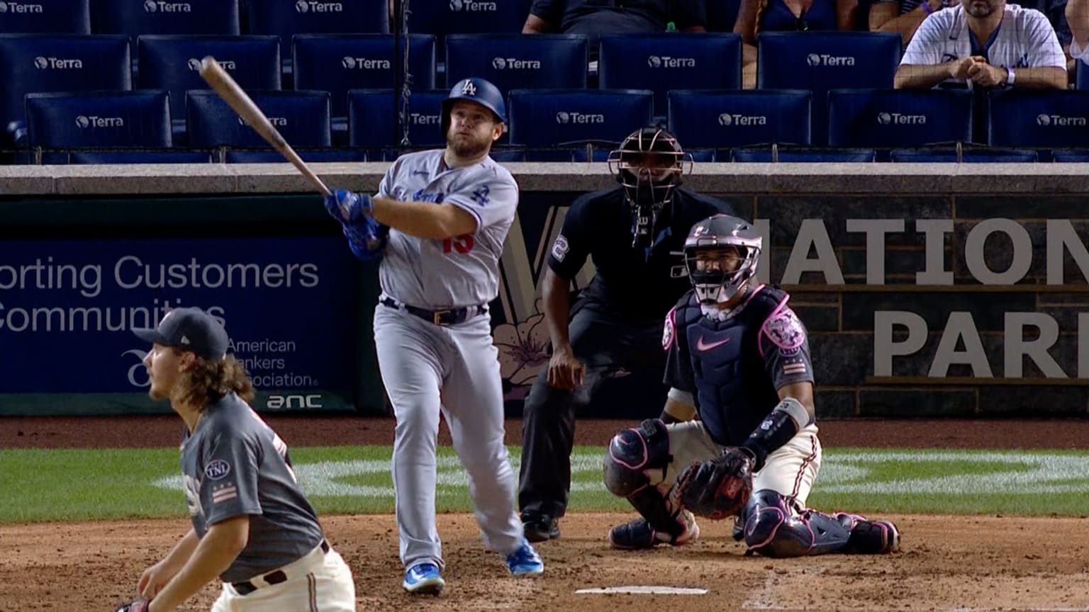 Max Muncy rips a two-run home run in the 8th inning | 09/09/2023 | Los ...