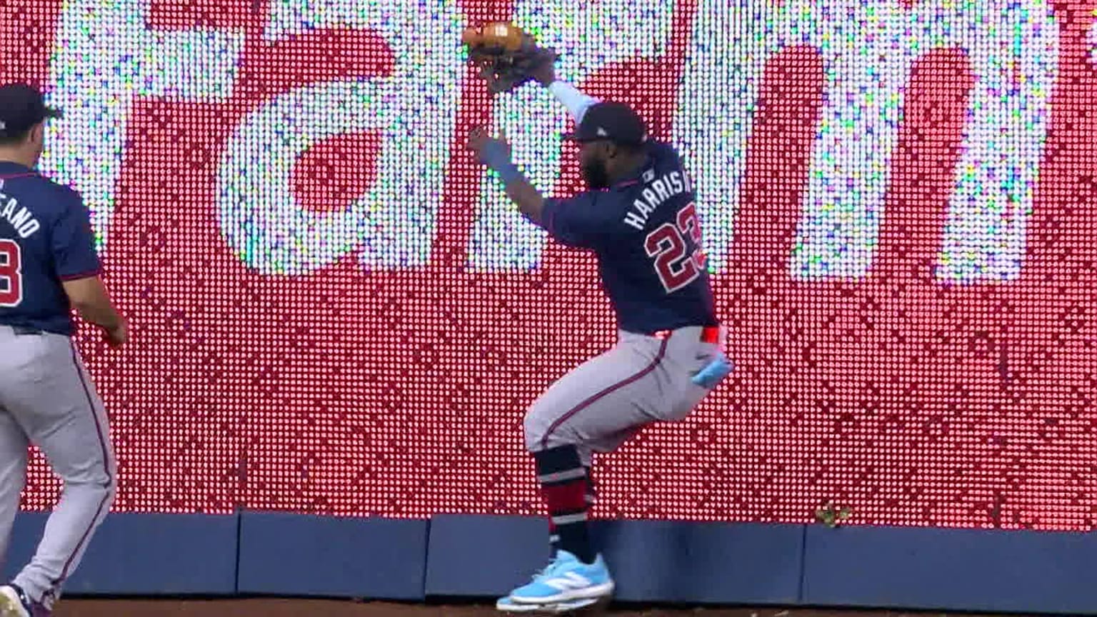 Michael Harris II's great catch at the wall | 09/21/2024 | Atlanta Braves