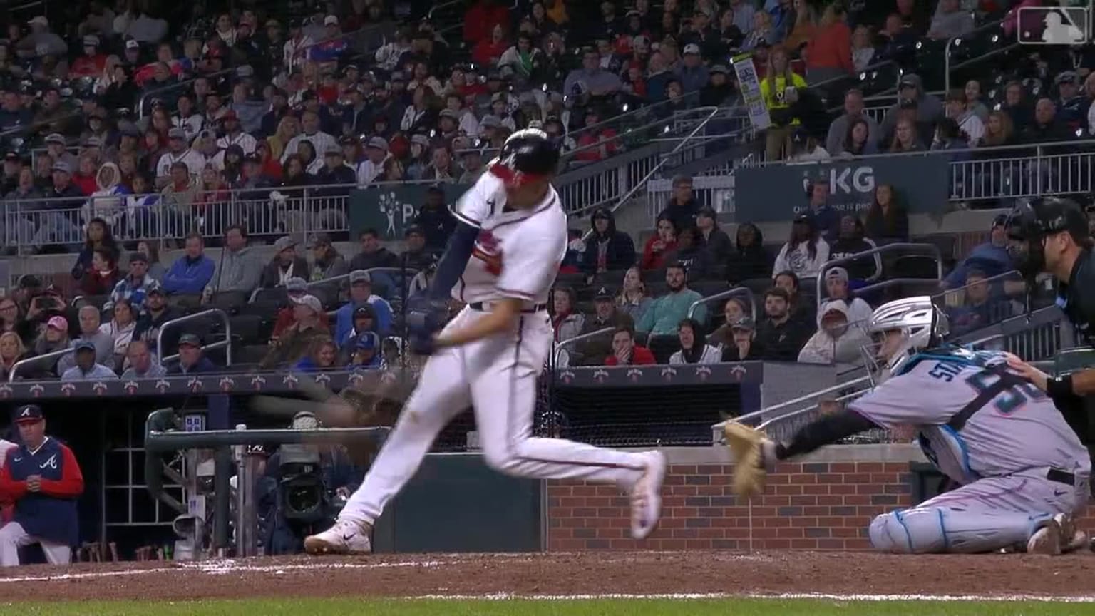 Matt Olson homers to right field | 04/26/2023 | MLB.com