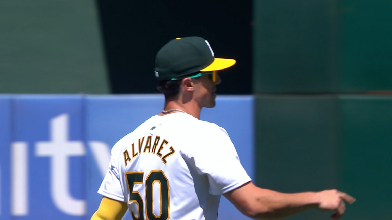 Armando Alvarez's smooth play in MLB debut | 06/22/2024 | Athletics