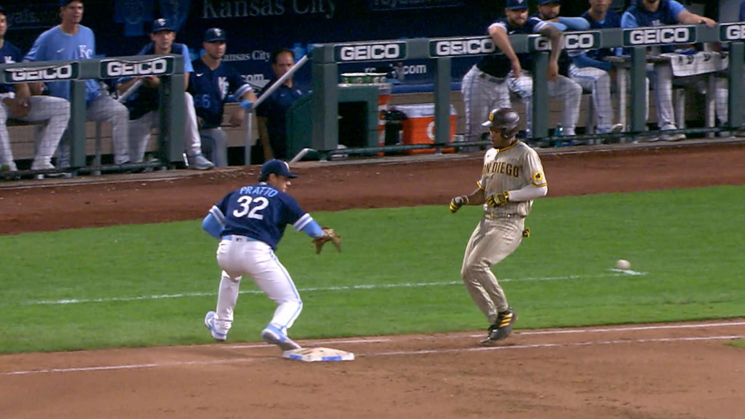 Jose Azocar singles after confirmed call | 08/26/2022 | San Diego Padres