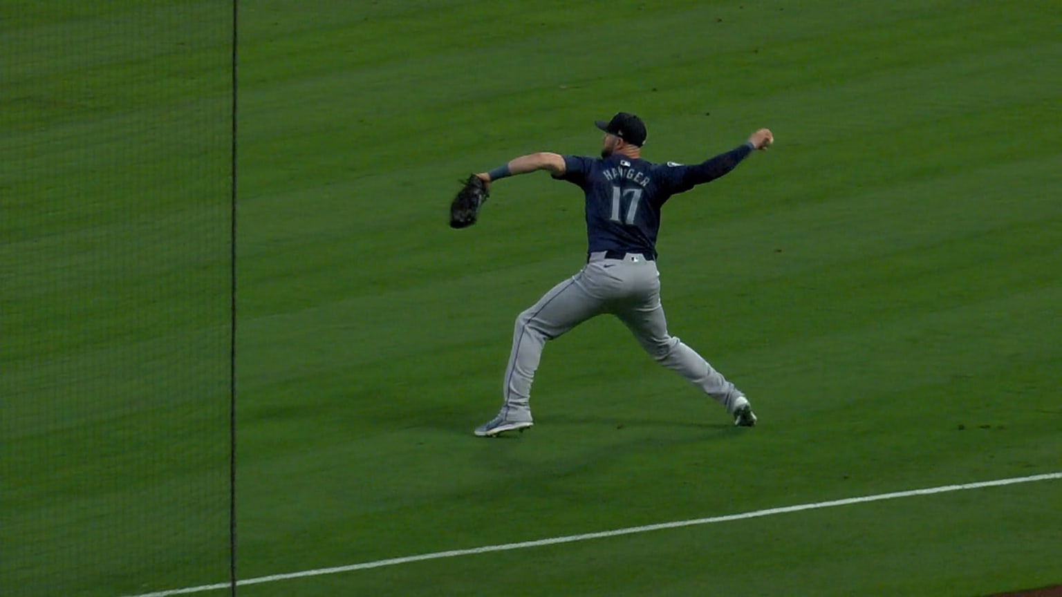 Mitch Haniger nabs Brandon Drury at second base | 07/12/2024 | Seattle ...
