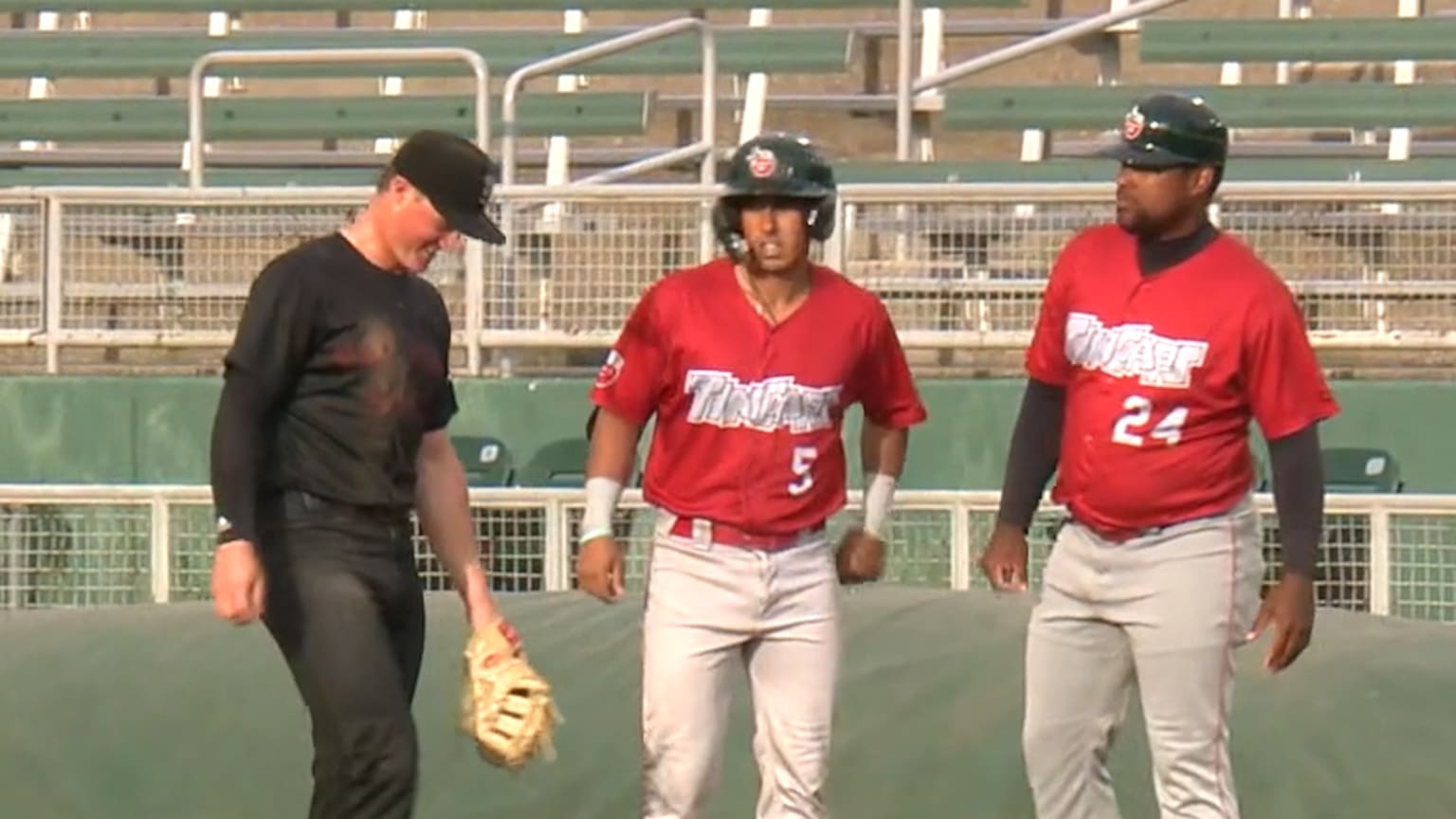 Anthony Vilar flirts with the cycle | 07/03/2024 | San Diego Padres