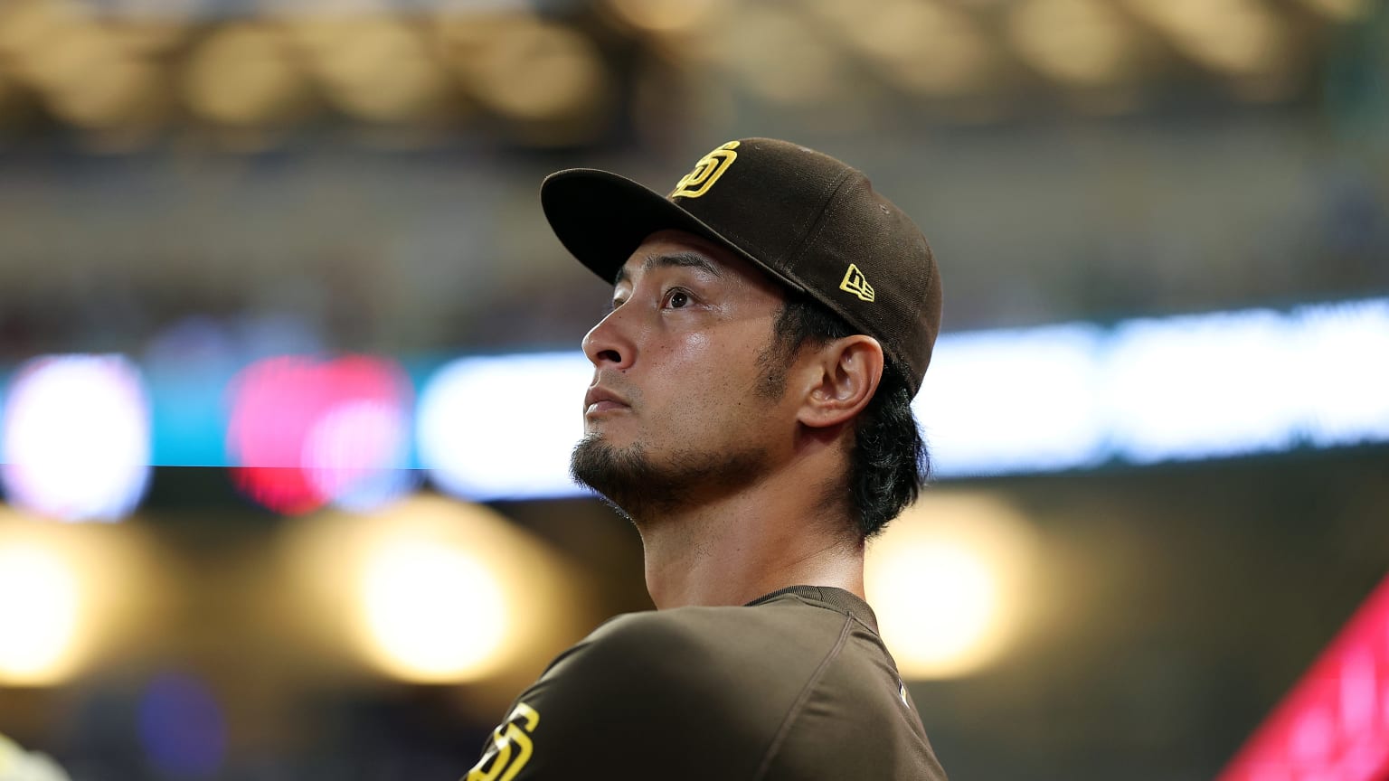 Jon Morosi on Darvish's future, Santander and more | 01/26/2026 | MLB.com