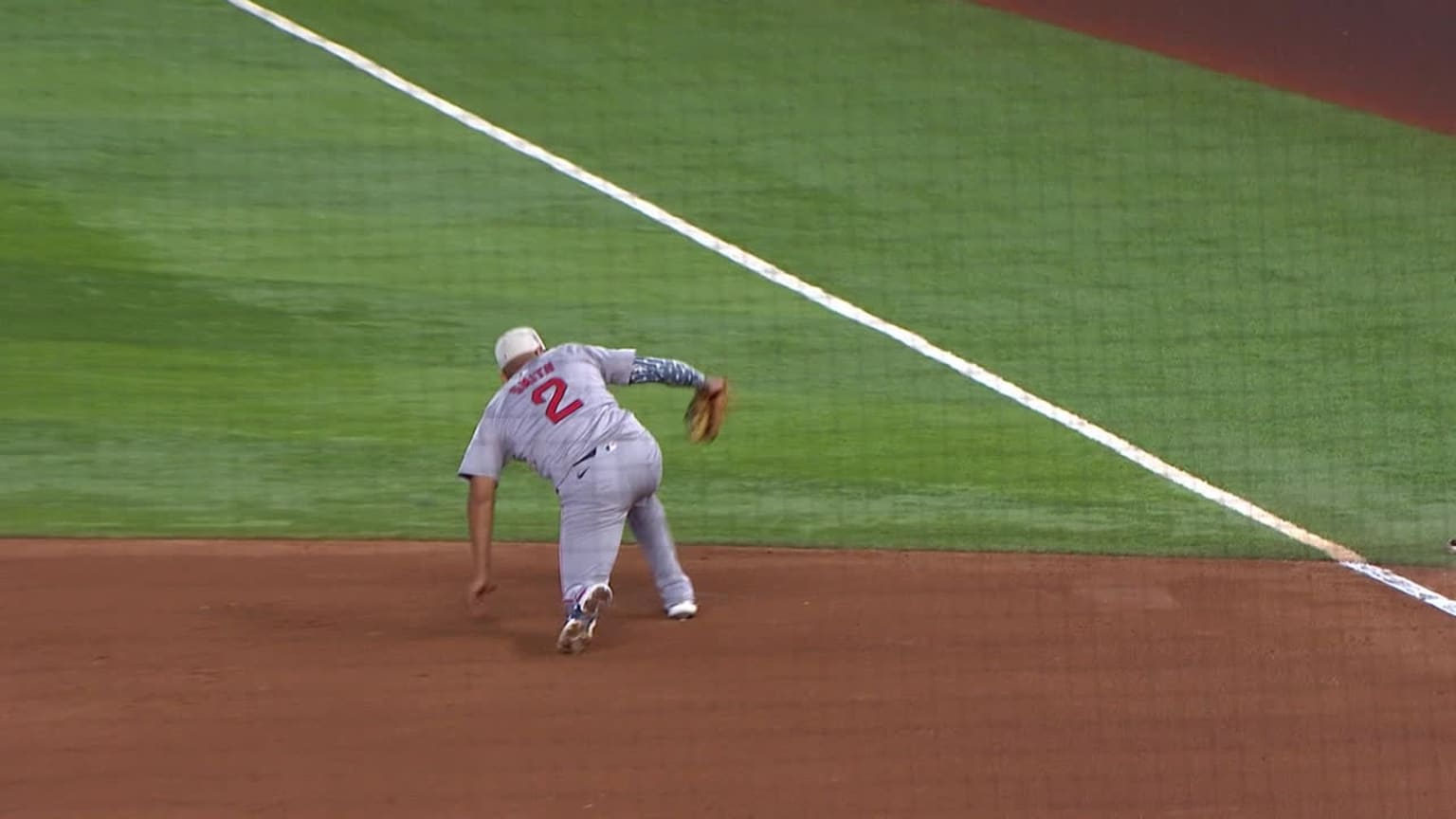 Dominic Smith's backhanded stop | 07/04/2024 | Boston Red Sox