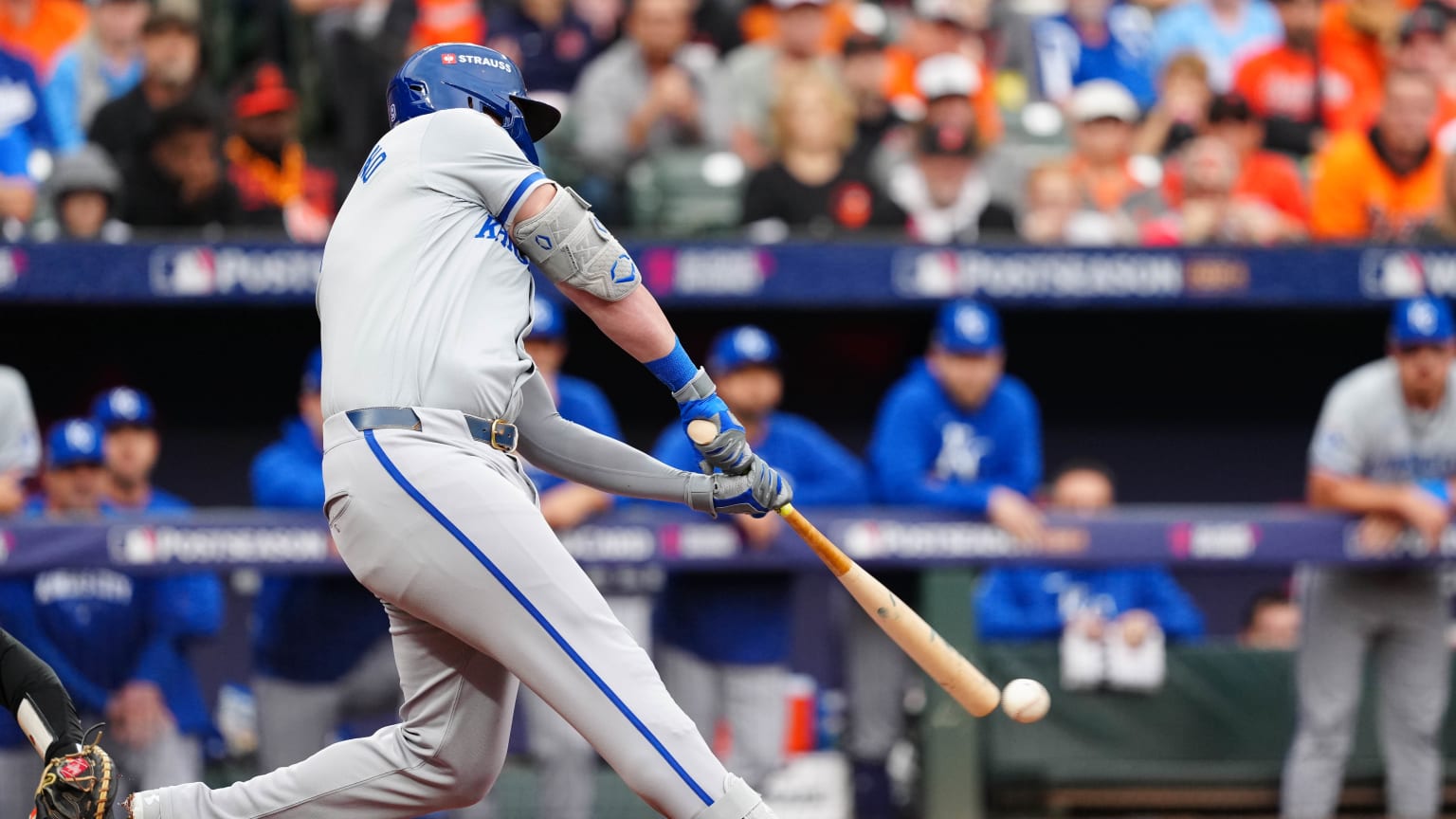 Vinnie Pasquantino's RBI single | 10/02/2024 | Kansas City Royals