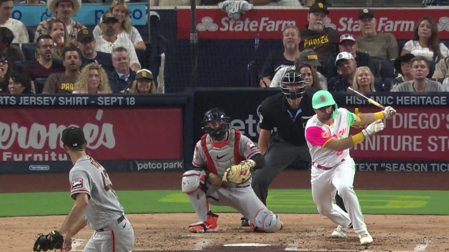 Matthew Batten produce con largo doblete | 01/09/2023 | Los Padres de ...