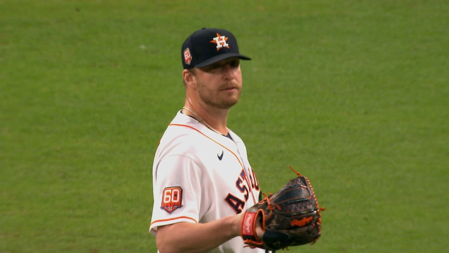 Garrett Stubbs breaks up no-hitter with single in 9th | 10/04/2022 ...