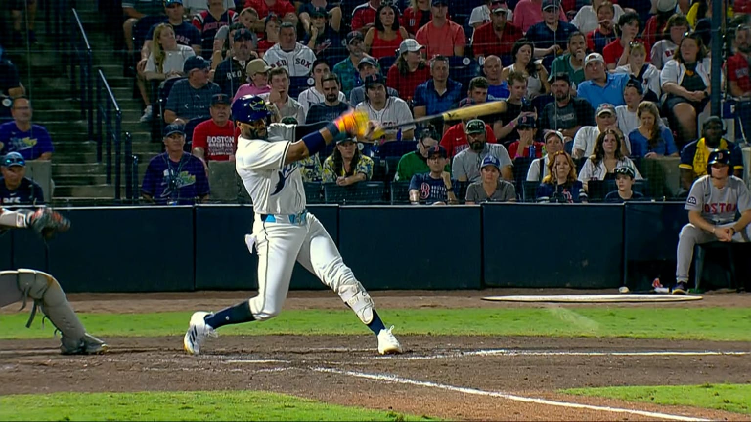 Yandy Díaz pega un sencillo que empata el juego | 20/09/2025 | Los Rays ...