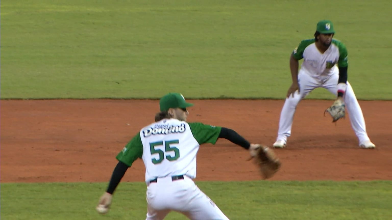 Aaron Leasher poncha 4 Tigres en 2.1 entradas limpias | 15/11/2022 ...