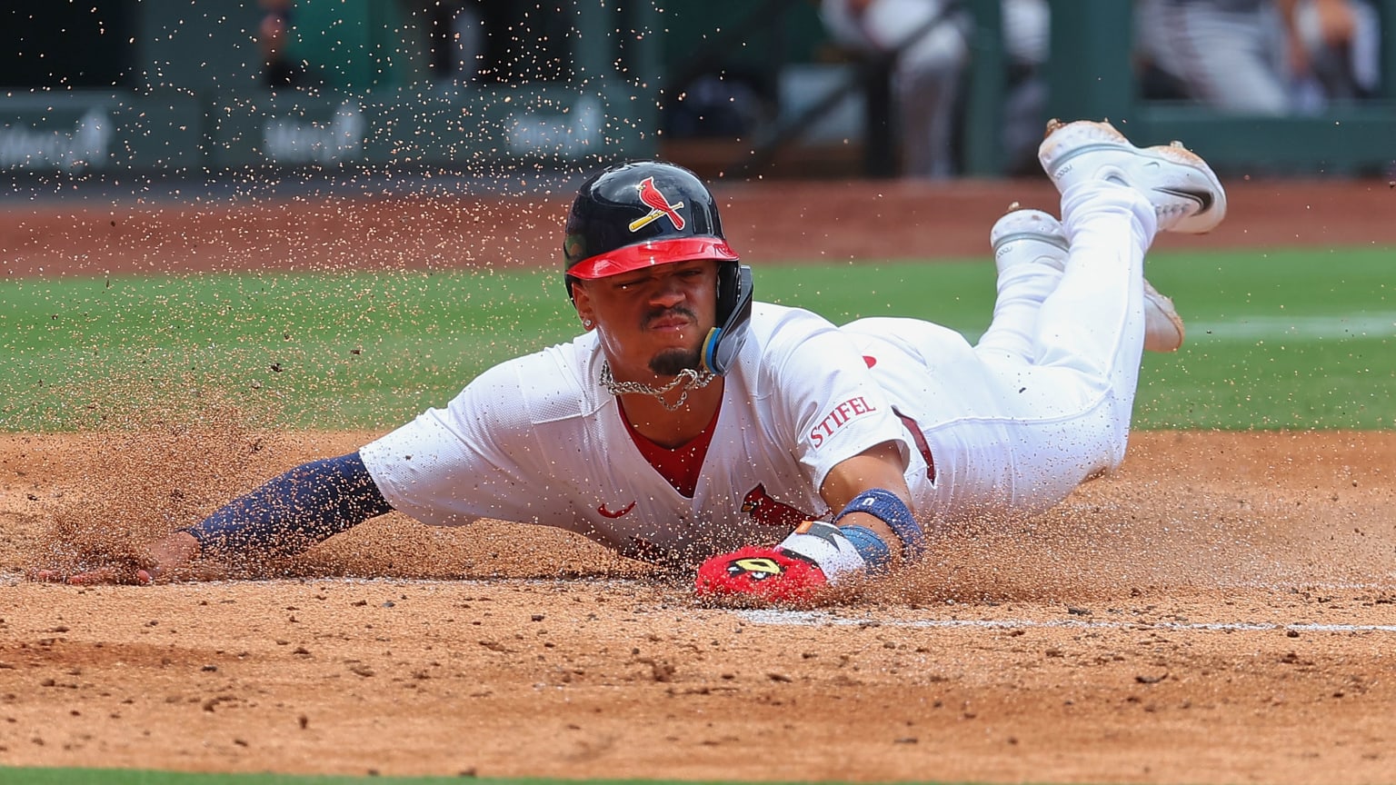 Victor Scott II pega sencillo productor | 13/07/2025 | Los Cardenales ...