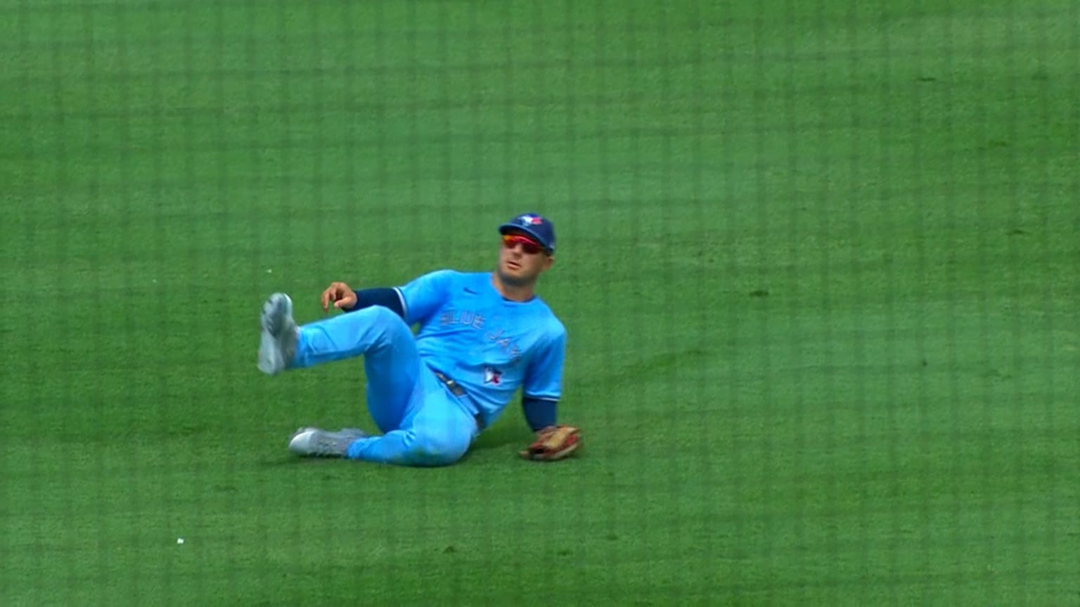 Daulton Varsho's smooth sliding catch | 09/18/2025 | Toronto Blue Jays