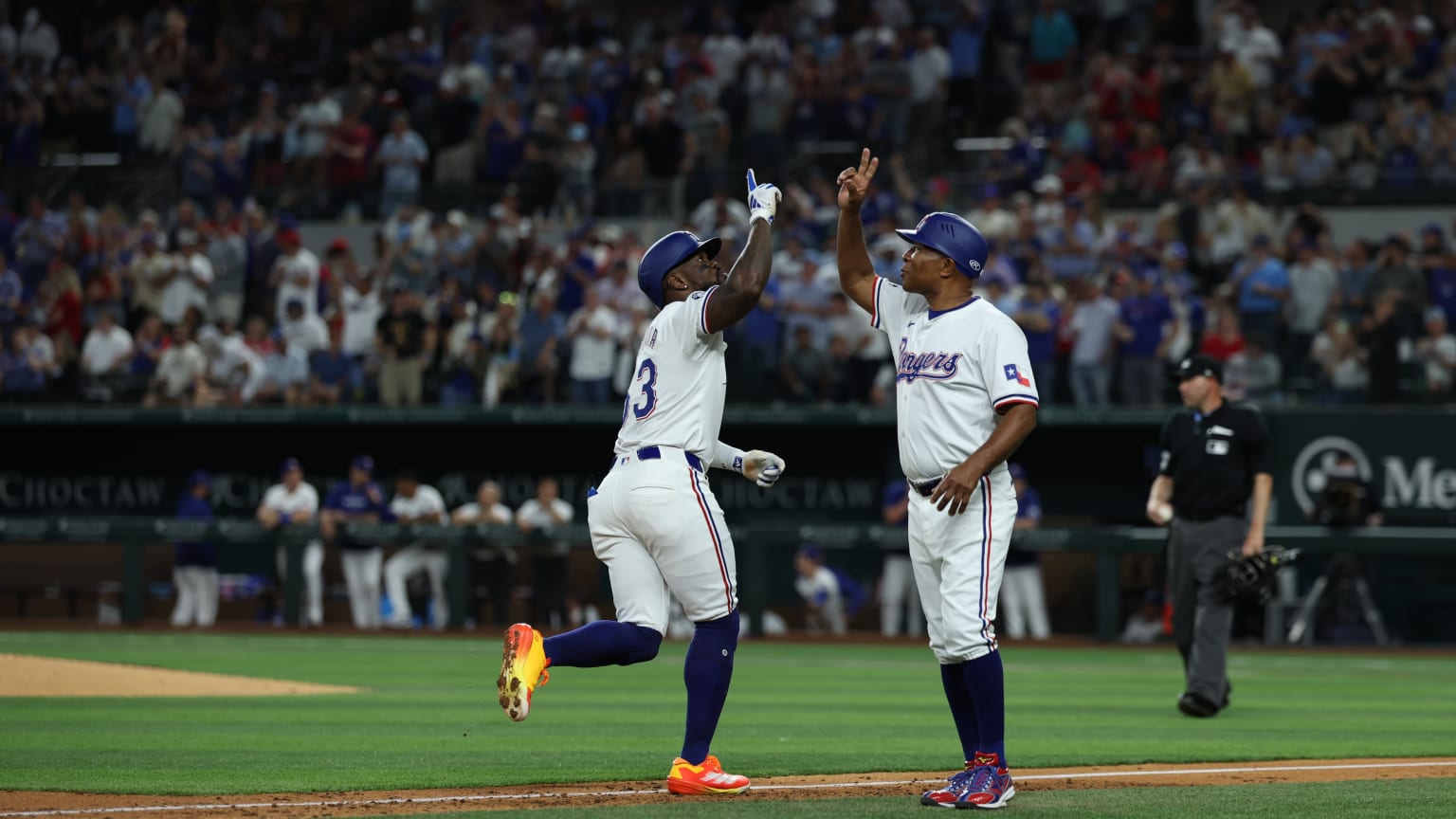 Rangers drill back-to-back home runs | 04/24/2024 | Texas Rangers