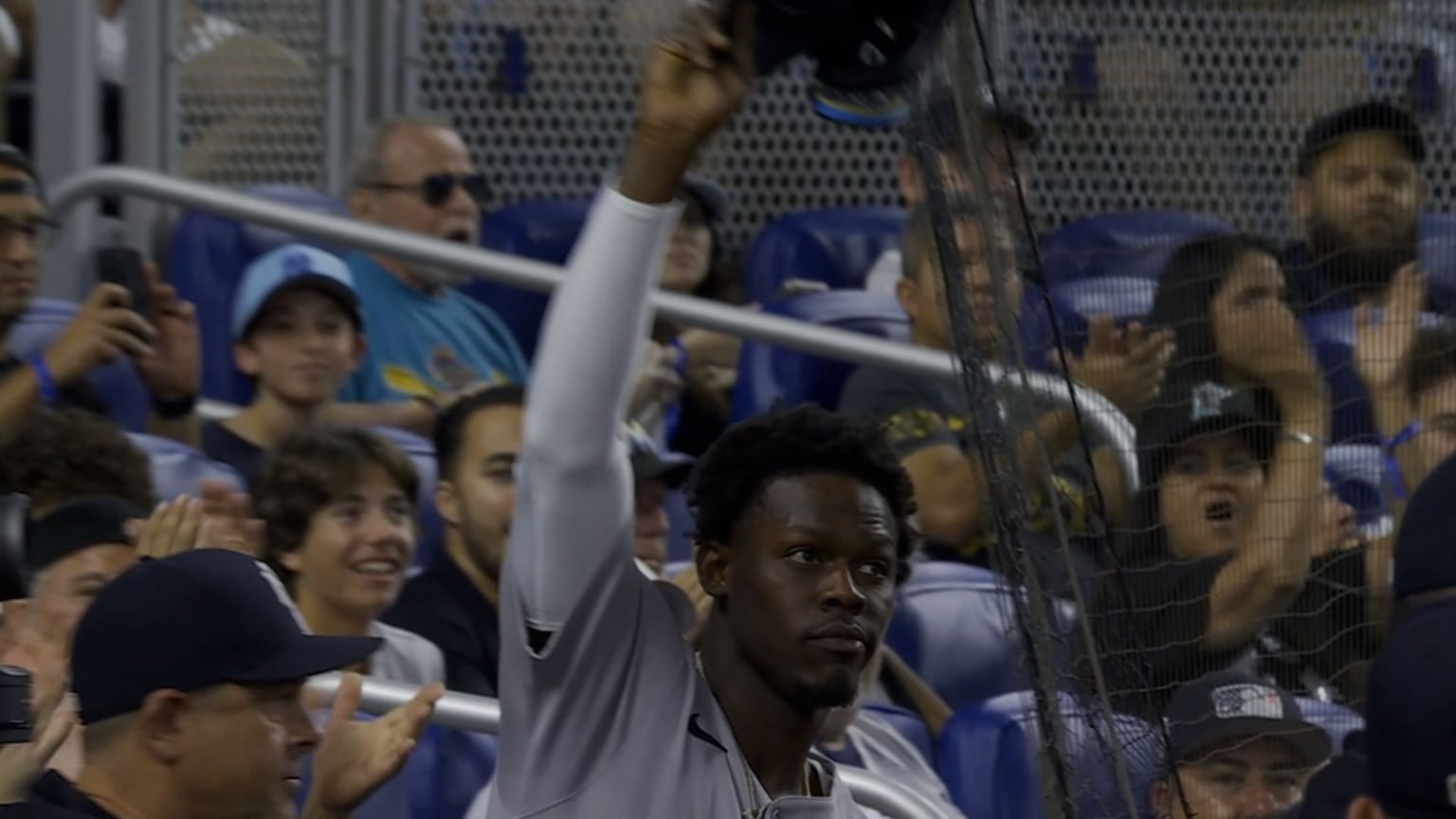 Jazz Chishom Jr. tips cap to the loanDepot park crowd | 08/01/2025 ...