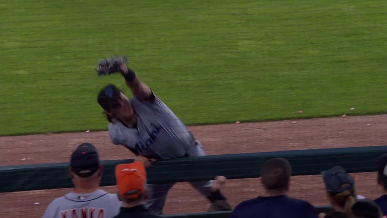 Tristan Gray makes an acrobatic catch | 05/14/2024 | Miami Marlins