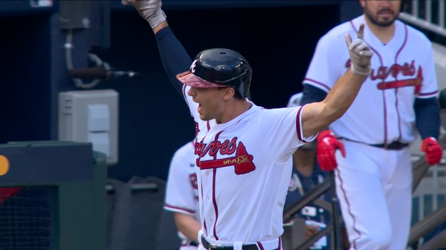 Matt Olson pega un HR de 3 carreras al jardín central | 11/10/2022 ...