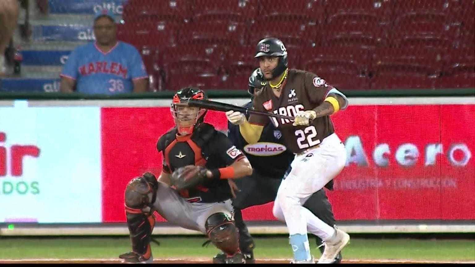 Melvin Mercedes anota en toque de Siri | 08/12/2023 | Lasmayores.com