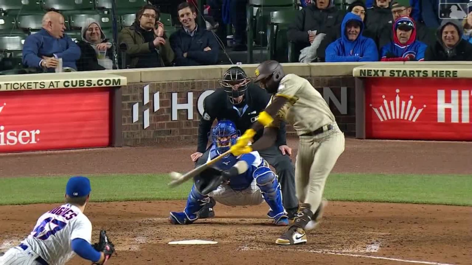 Fernando Tatis Jr. hits a two-run single | 04/26/2023 | San Diego Padres