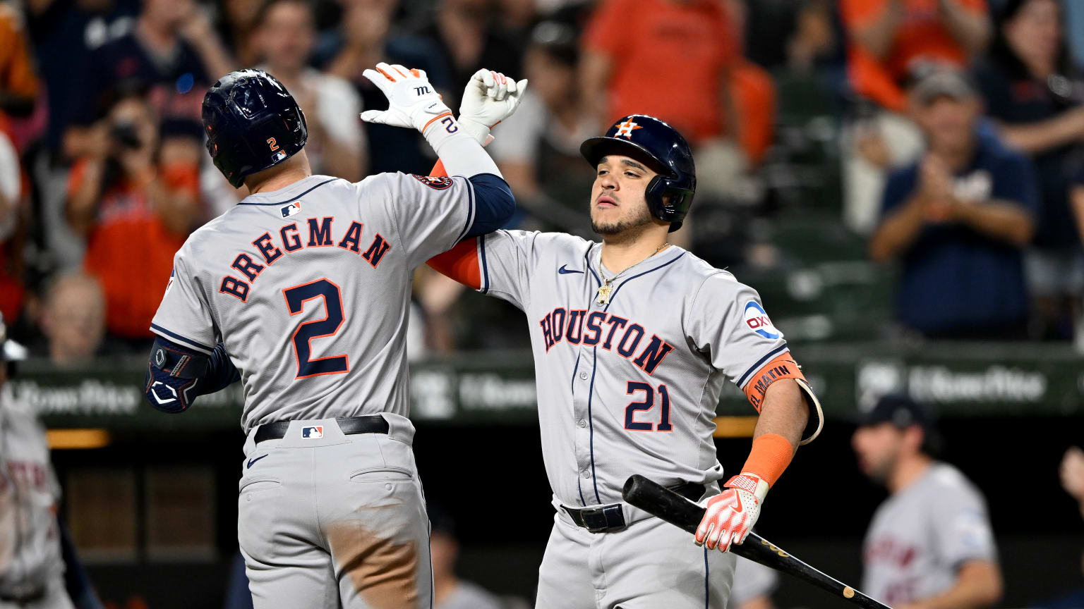 Bregman and Diaz go back to back in the 7th | 08/25/2024 | Houston Astros