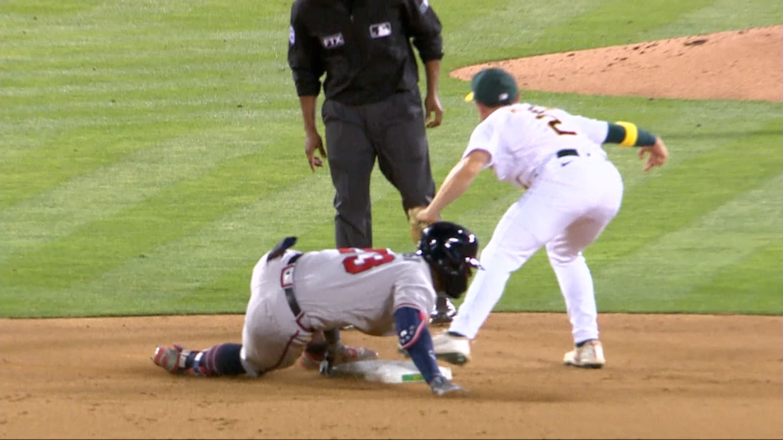 Michael Harris II safe after overturned call | 09/06/2022 | Atlanta Braves