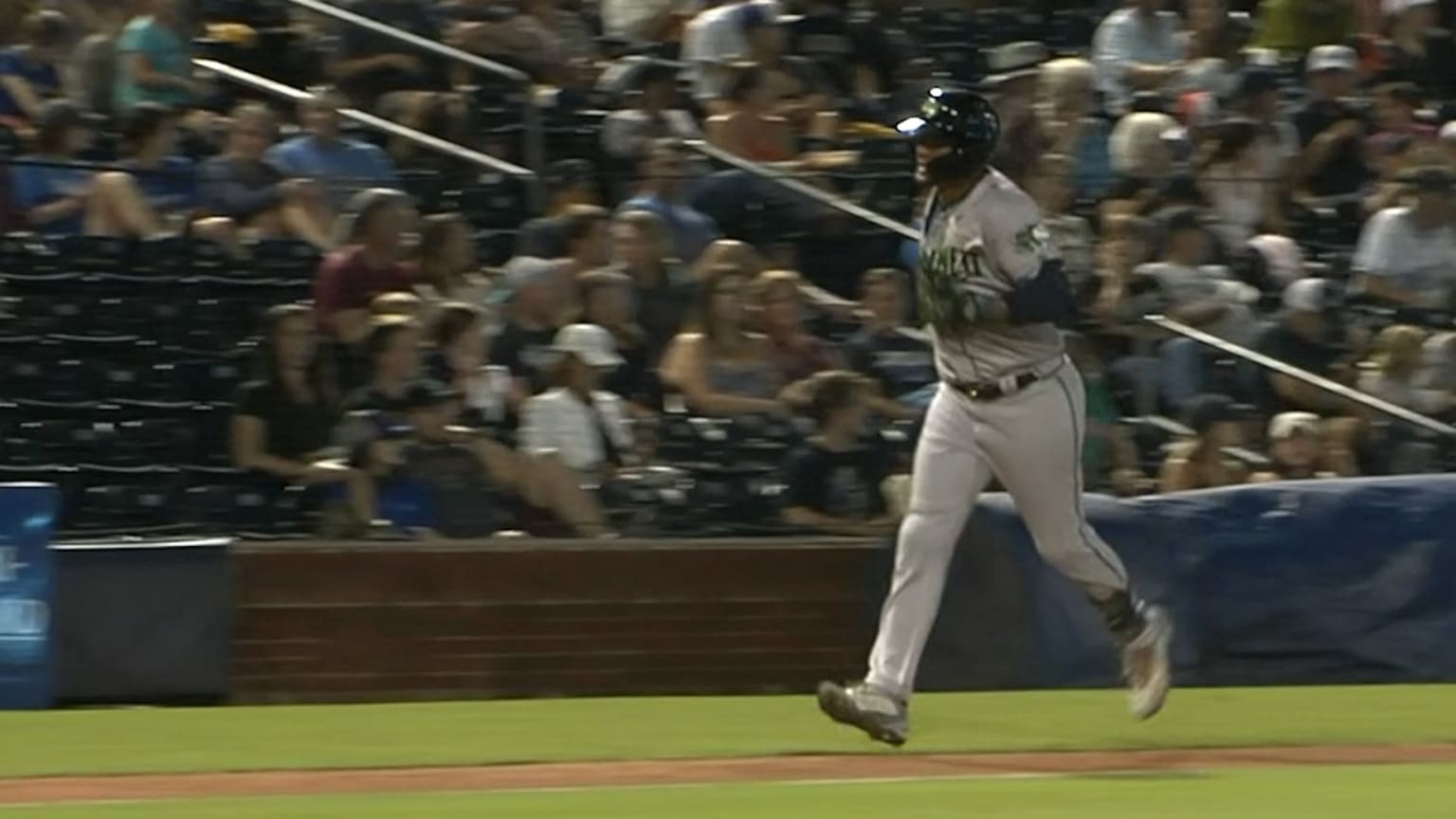 Yuli Gurriel's two-homer game | 07/27/2024 | Minnesota Twins